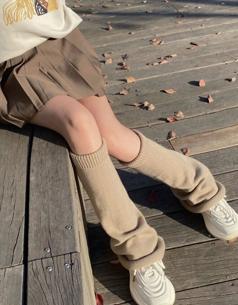Beige Y2K Leg Warmers | Y2K Outfits