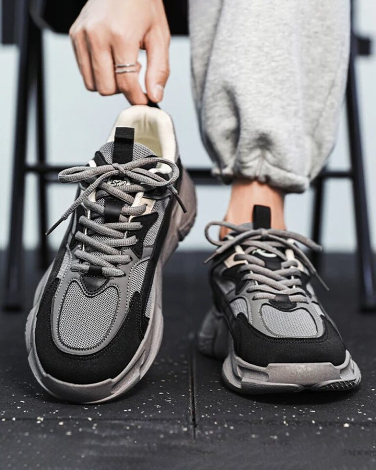 Y2K Chunky Sole Sneakers | Y2K Outfits